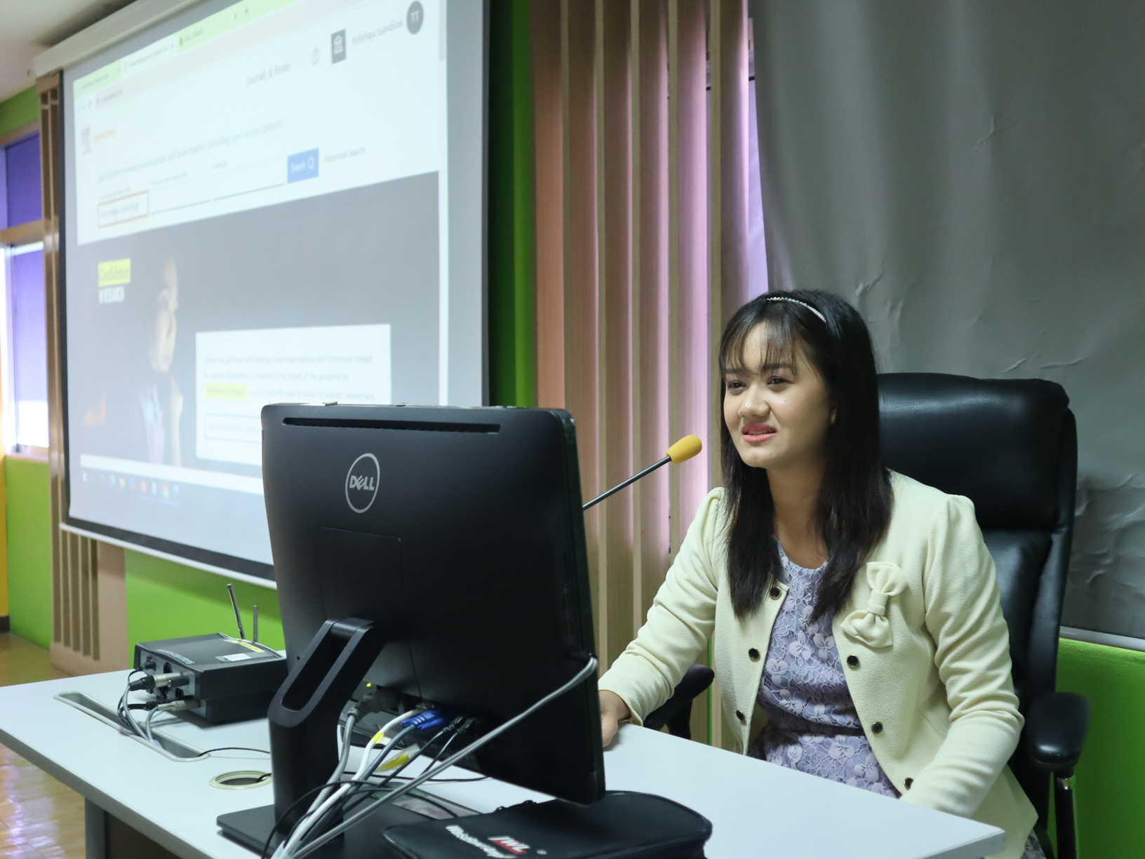 การอบรมการสืบค้นทรัพยากรสารสนเทศจาก Web OPAC และฐานข้อมูลอิเล็กทรอนิกส์ ...